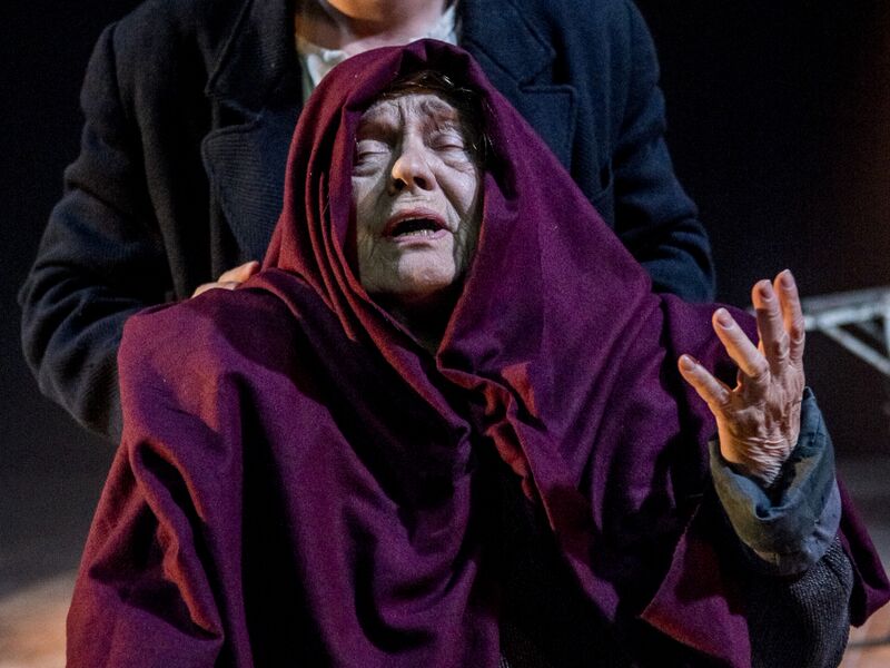 Mari Lill: See ja teine maailm | Teatritasku